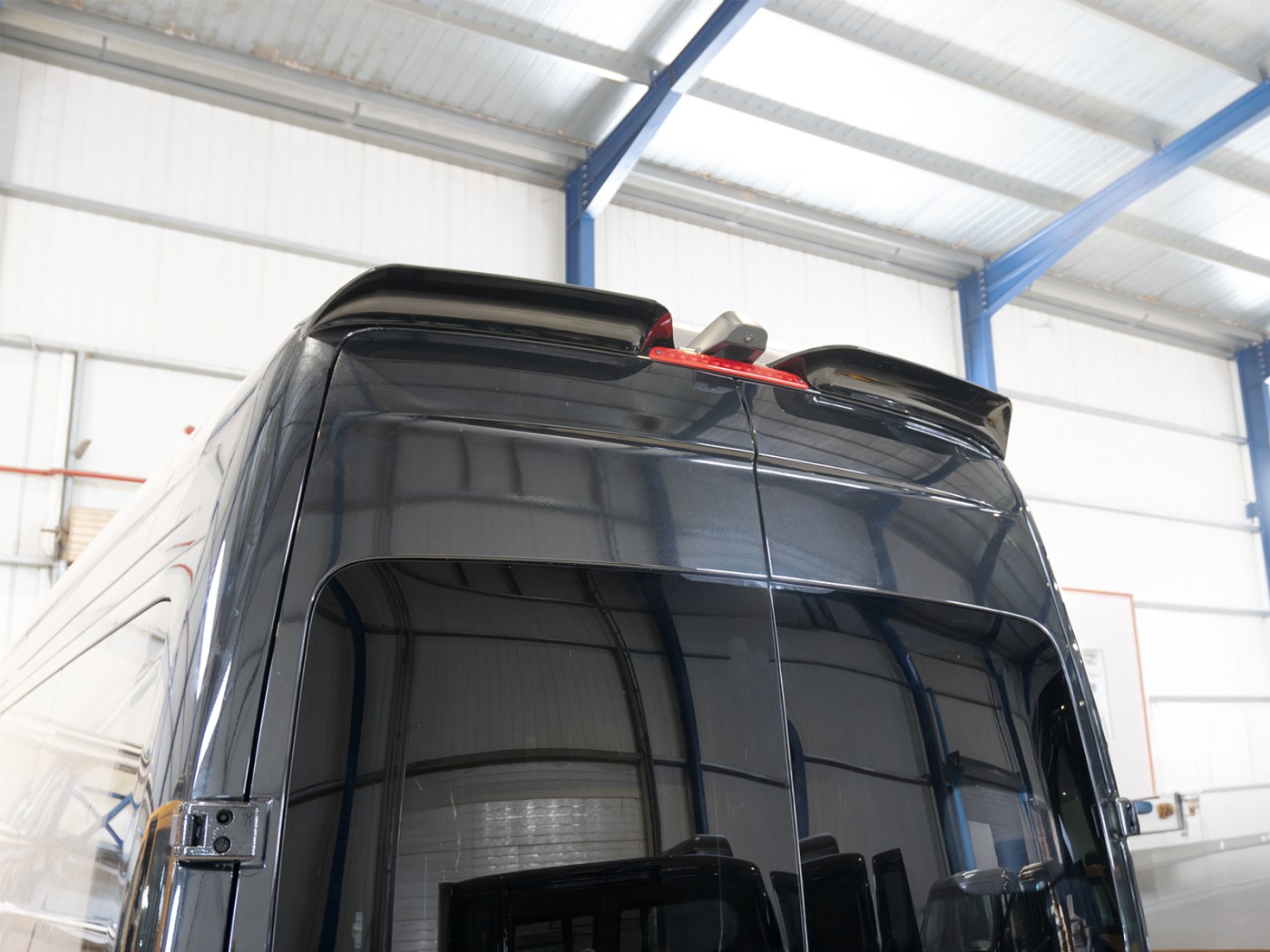 Roof Spoilers Barn Doors Mercedes Sprinter H2 Mk2 / Mk3 / Volkswagen ...