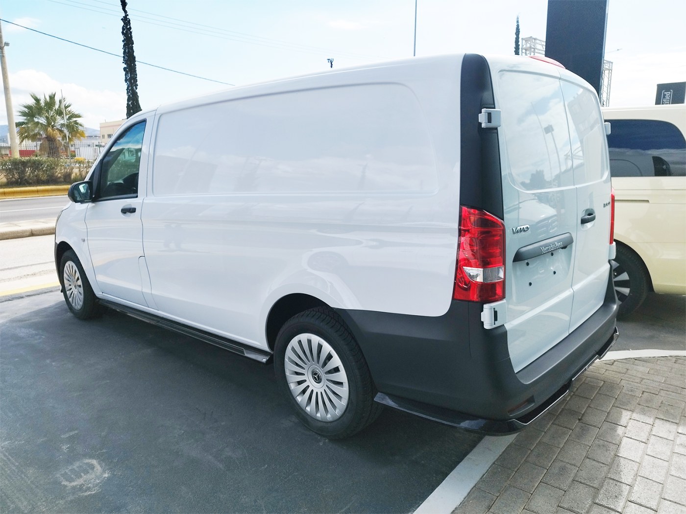 Rear Splitter Mercedes Vito W447 Facelift (2024-) | Motordrome Design