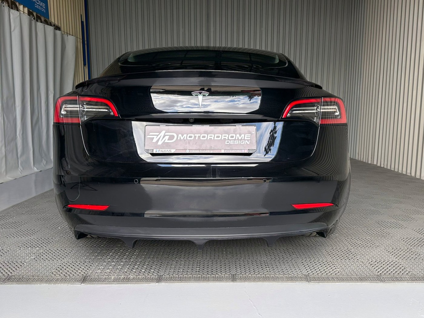 Rear Diffuser Tesla Model 3 | Motordrome Design