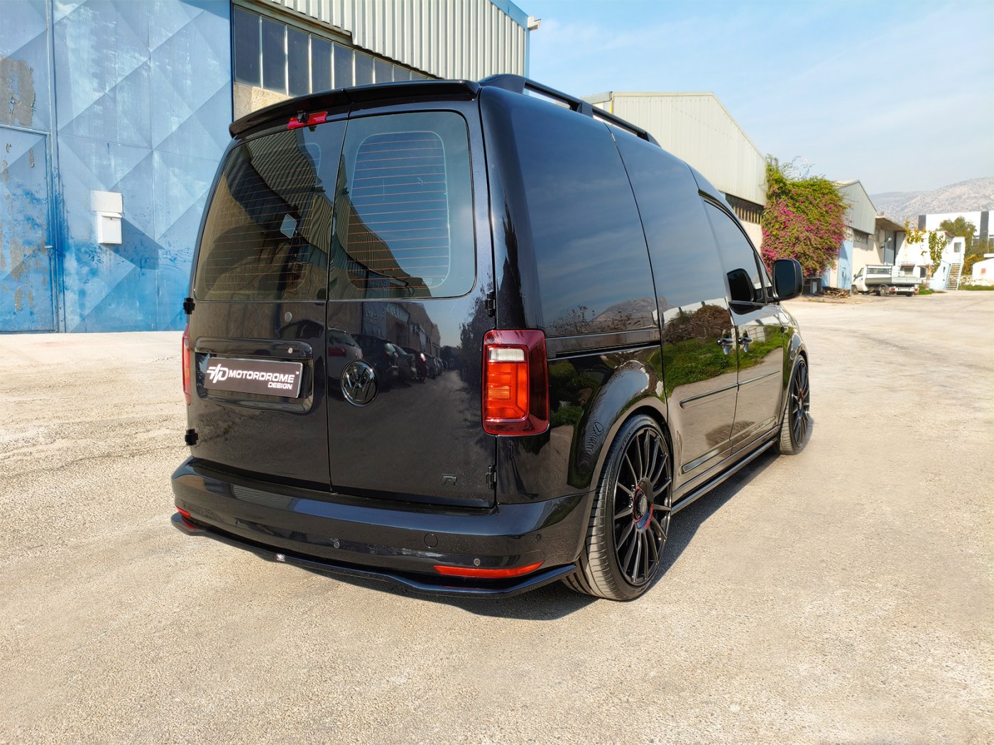 Rear Splitter Volkswagen Caddy Mk4 | Motordrome Design