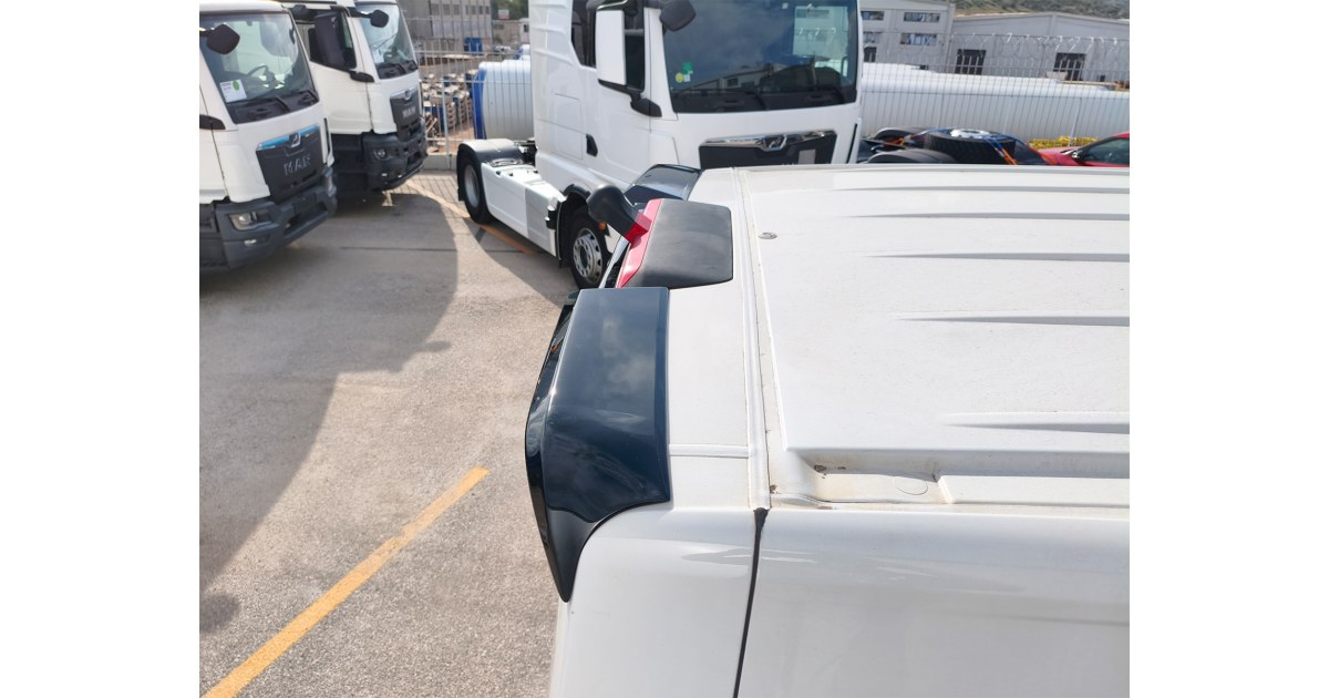 Roof Spoilers V.1 Barn Doors Volkswagen Crafter Mk2 High Roof H2 / MAN ...