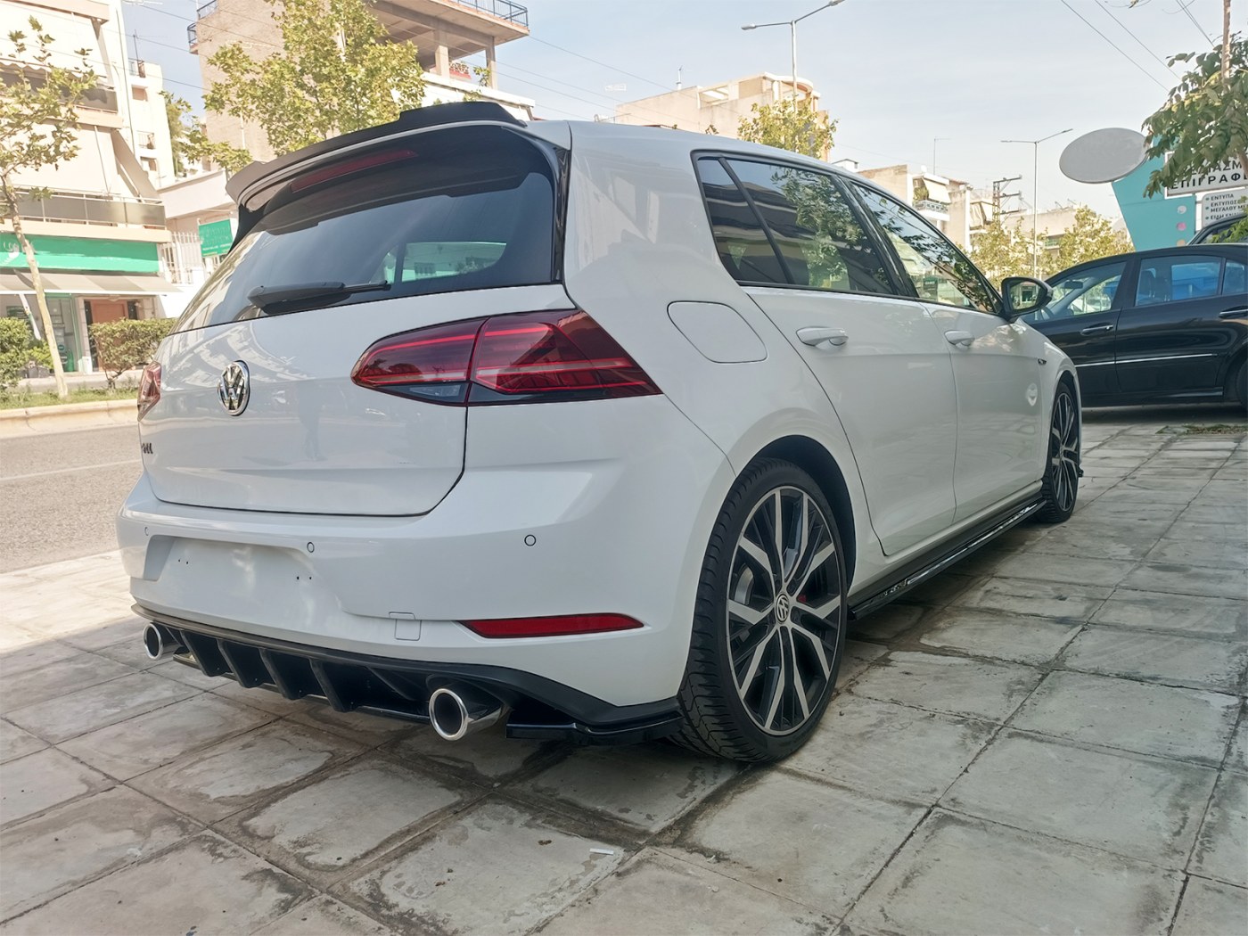 Rear Diffuser Volkswagen Golf Mk7 Facelift GTI | Motordrome Design