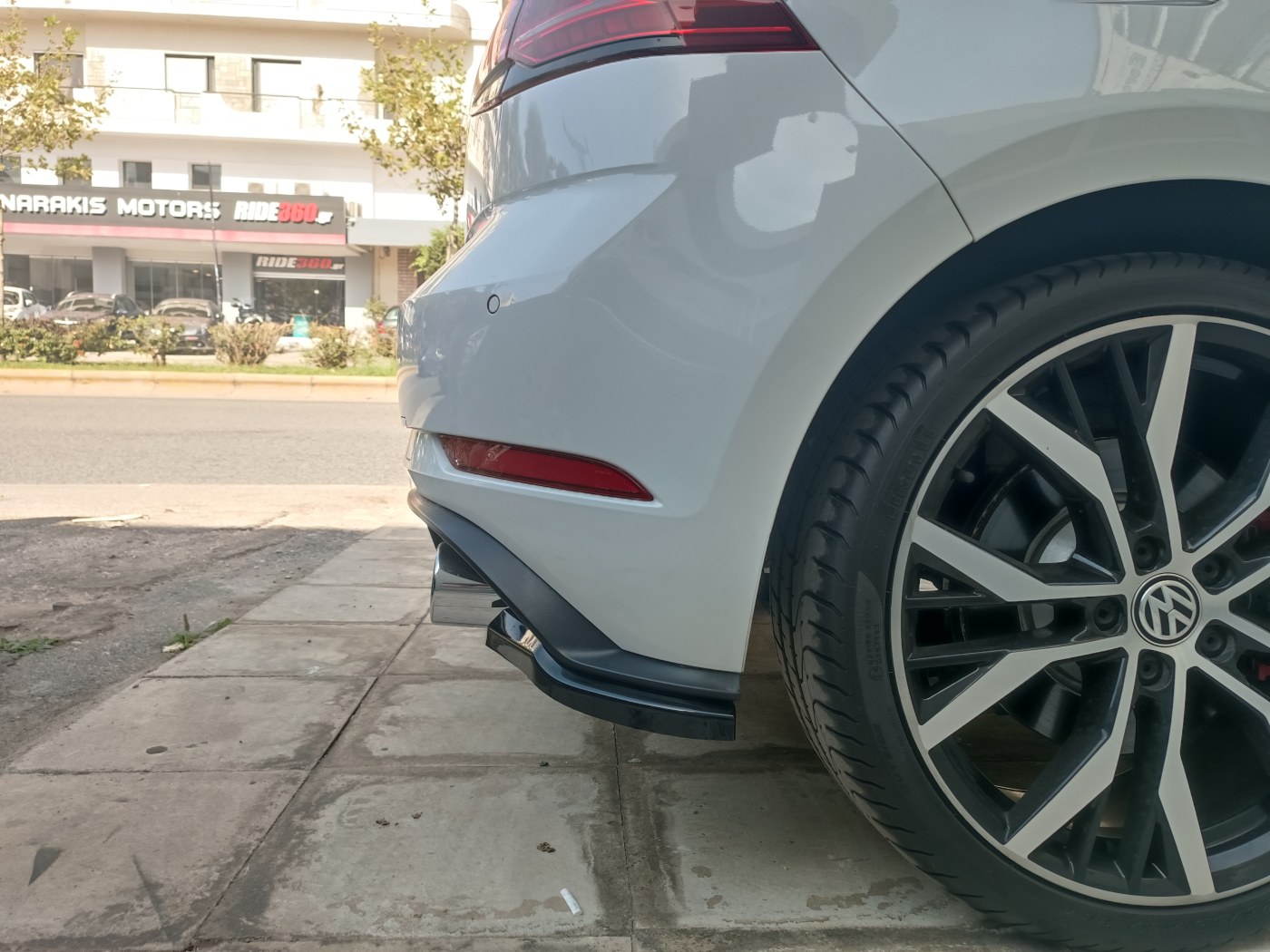 Rear Side Splitters Volkswagen Golf Mk7 Facelift GTI | Motordrome Design