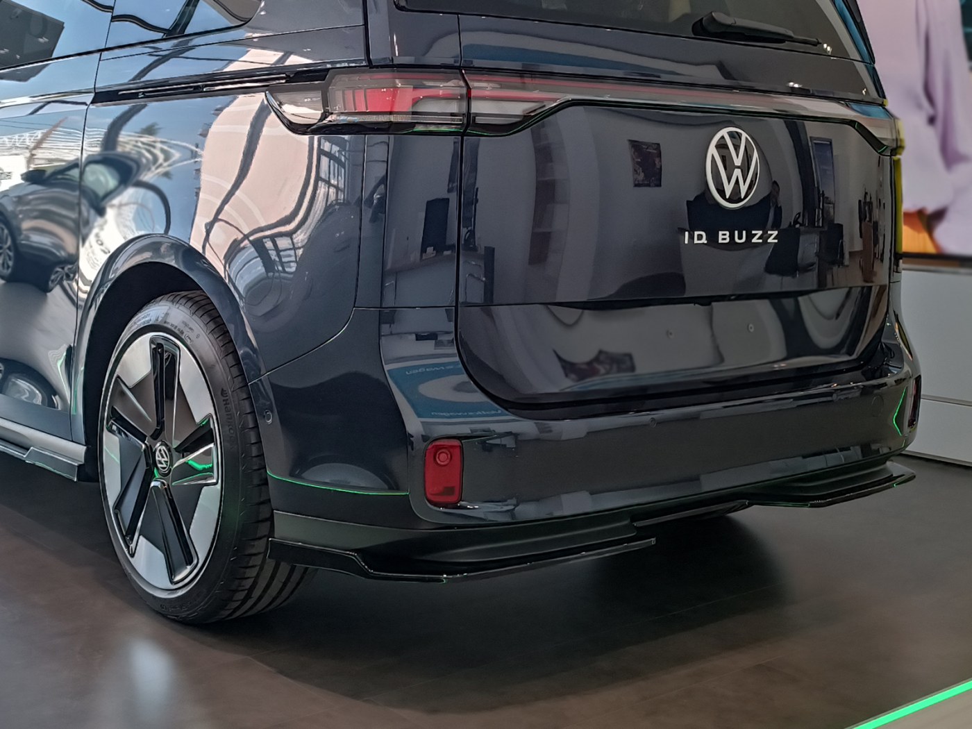 Rear Splitter Volkswagen ID. Buzz (2022-) | Motordrome Design