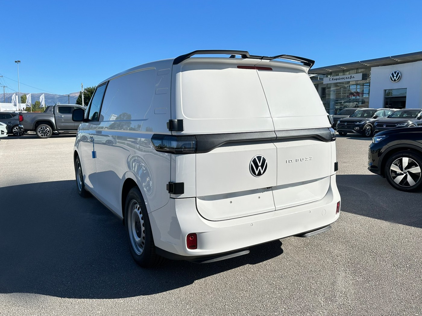 Roof Spoiler Barn Doors Volkswagen ID. Buzz | Motordrome Design