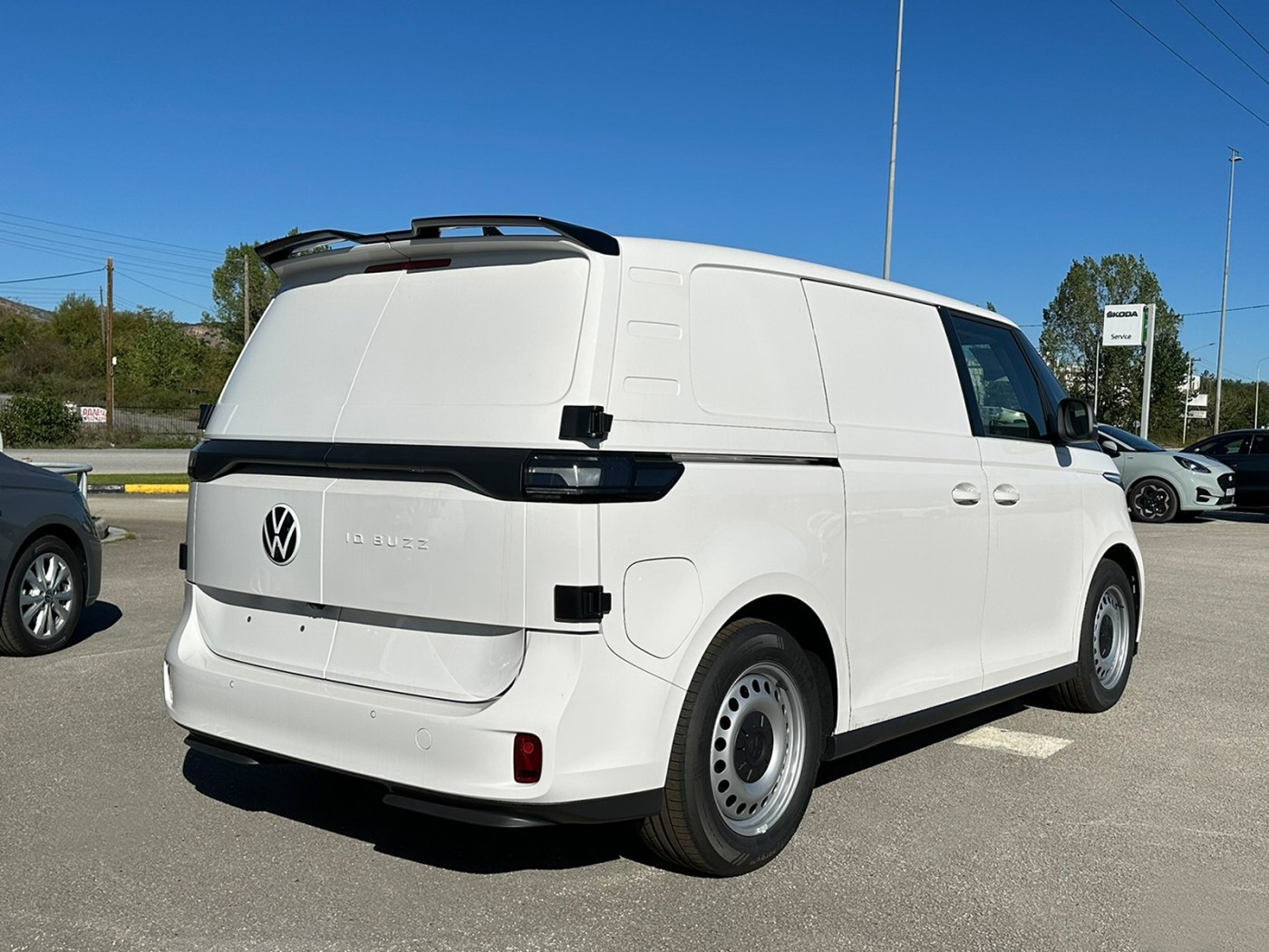 Roof Spoiler Barn Doors Volkswagen ID. Buzz | Motordrome Design