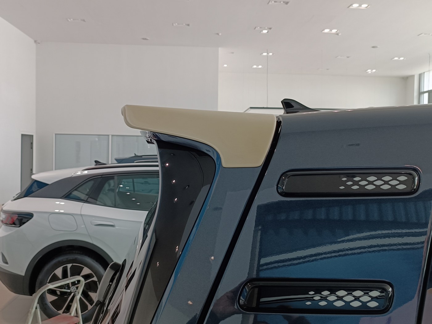 Roof Spoiler Volkswagen ID. Buzz (2022-) | Motordrome Design