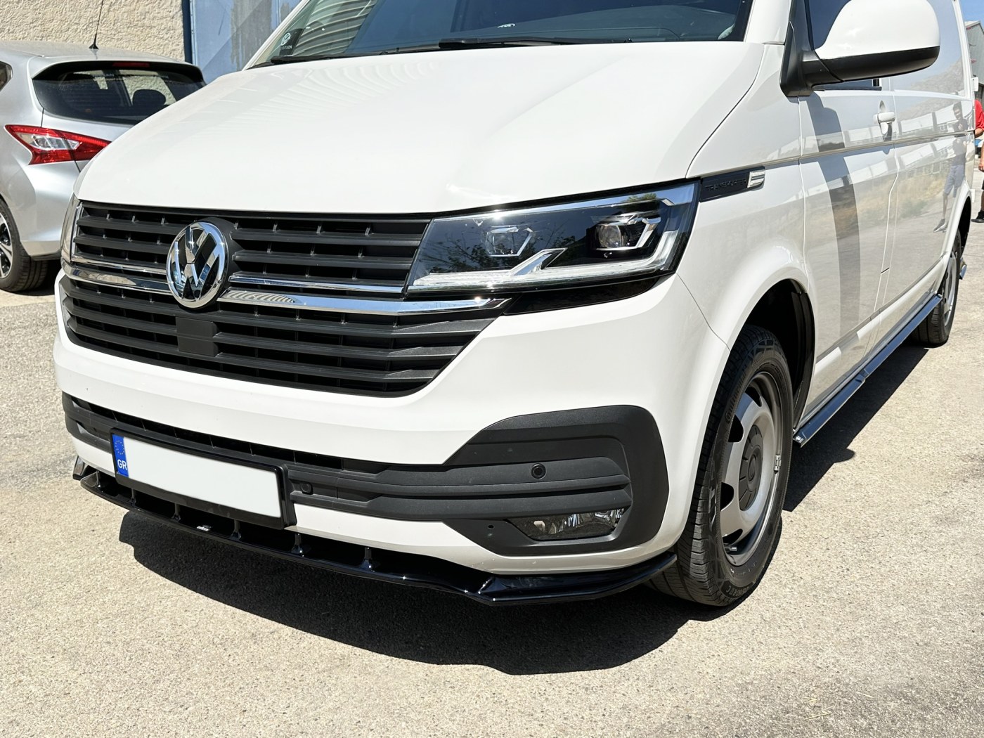 Front Splitter V.2 Volkswagen T6.1 Standard Bumper | Motordrome Design