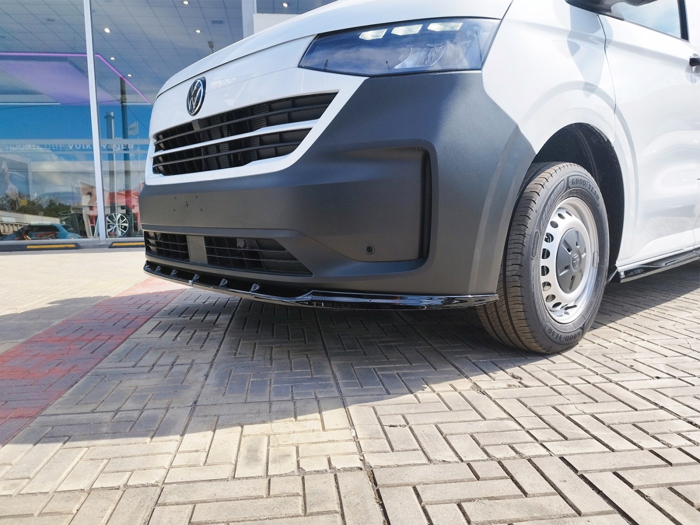 Front Splitter V.1 Volkswagen T7 | Motordrome Design